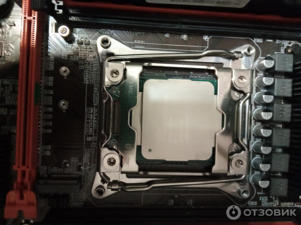 Отзыв о Материнская плата Qiyida ED4 LGA2011-3 X99 | Я даже затрудняюсь ...