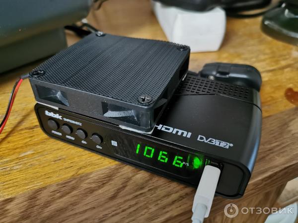 Отзыв о Цифровой телевизионный ресивер BBK SMP028HDT2 | Хороша приставка, да изрядно горяча =)