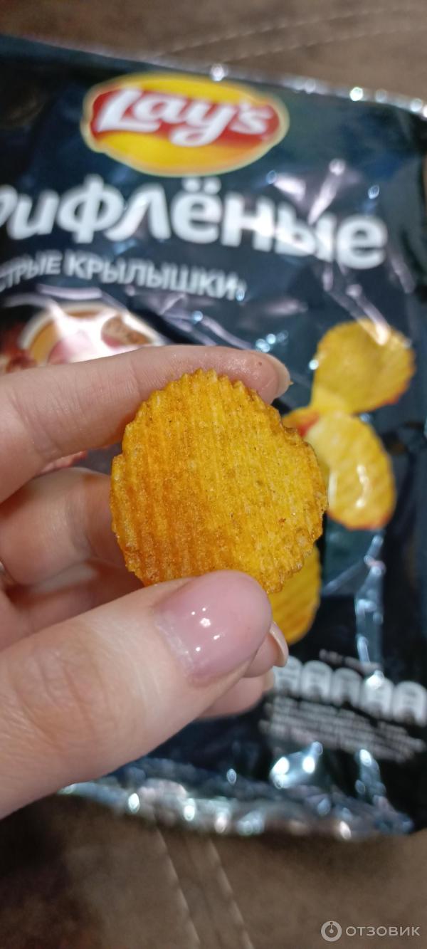 Отзыв о Картофельные чипсы Lay's "Рифленые" острые крылышки ...
