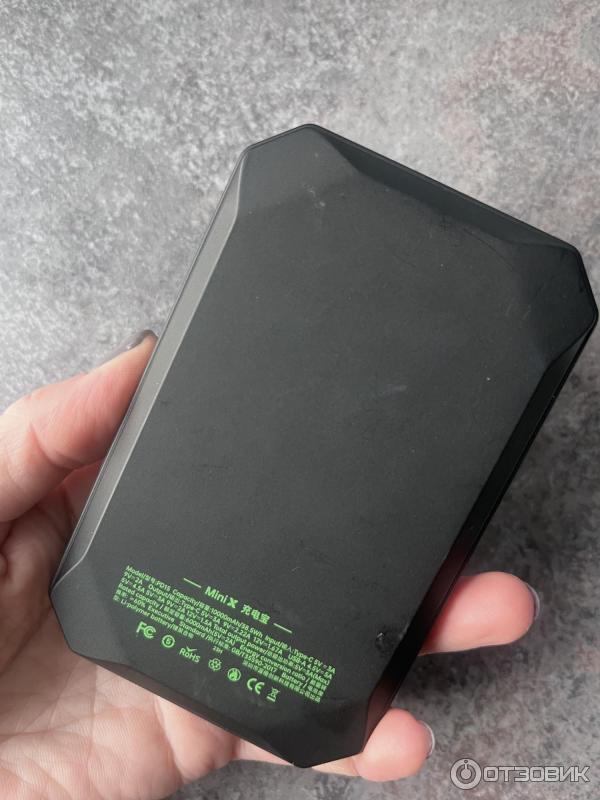 Отзыв о Внешний аккумулятор Blueo Ape Legend MiniX Power Bank | Маленький, легкий и мощный