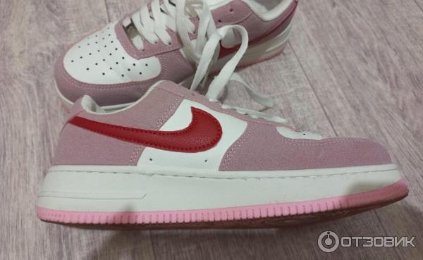 Отзыв о Кроссовки женские Nike Air Force | За такую цену вполне нормальные!