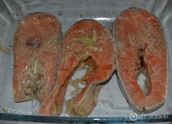 Отзыв о Форель стейк в сливочном соусе с травами ВкусВилл замороженный ...