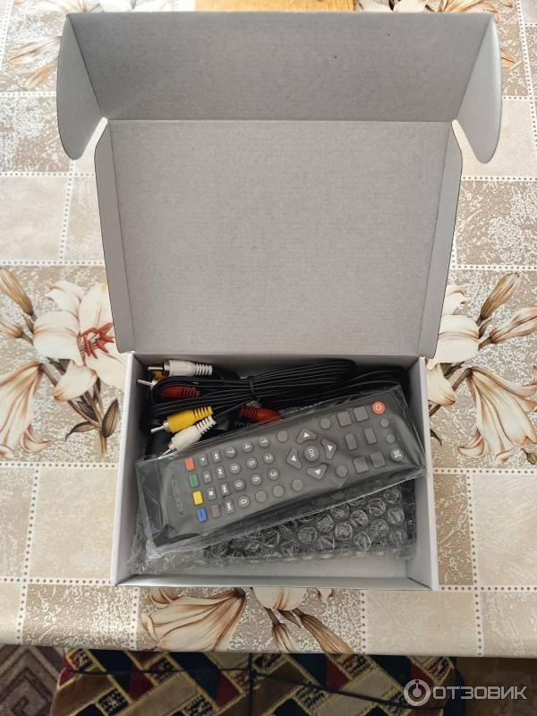 Отзыв о Приставка для цифрового ТВ Dexp HD 8000P | Простая и удобная в подключении и ...